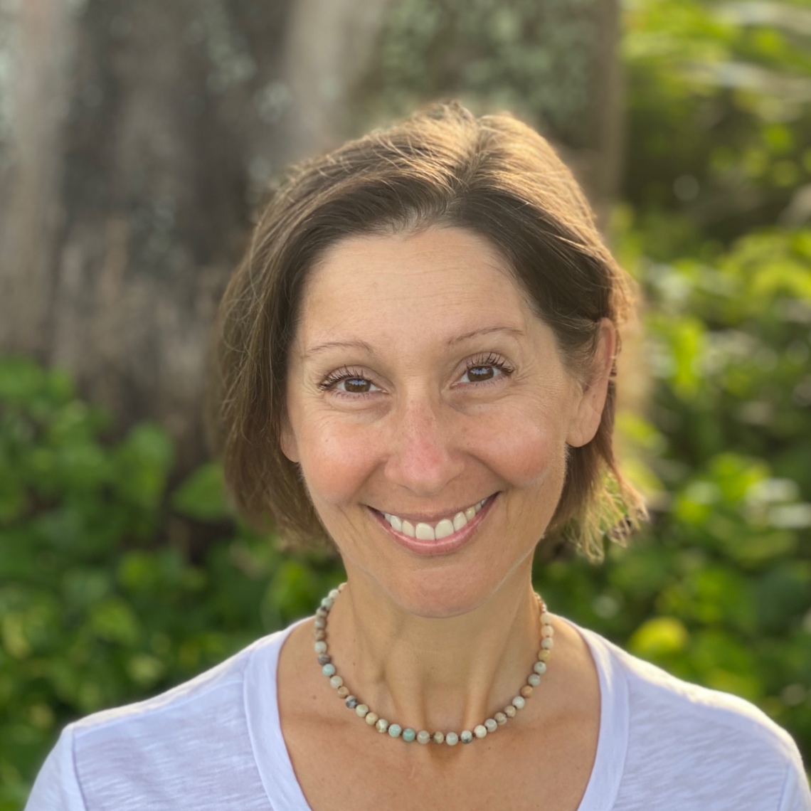 Patty Hlava, Ph.D. - Meditation teacher, Professor on Aura