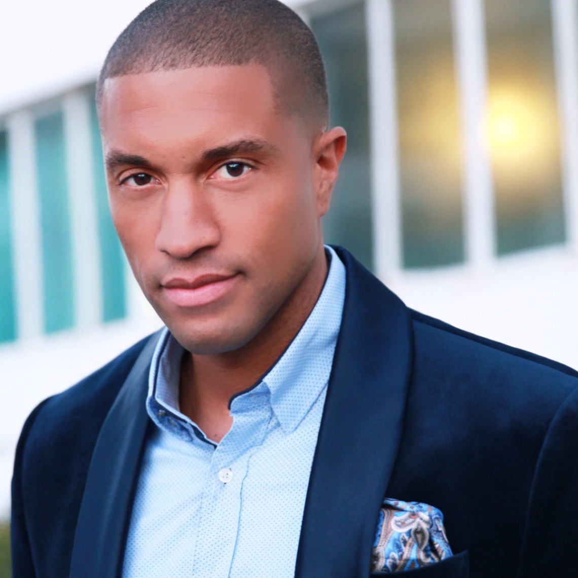 Robert Mack - Depth Positive Psychology Expert on Aura