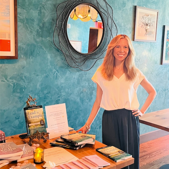 Elizabeth Barry - The Kind Communicator on Aura