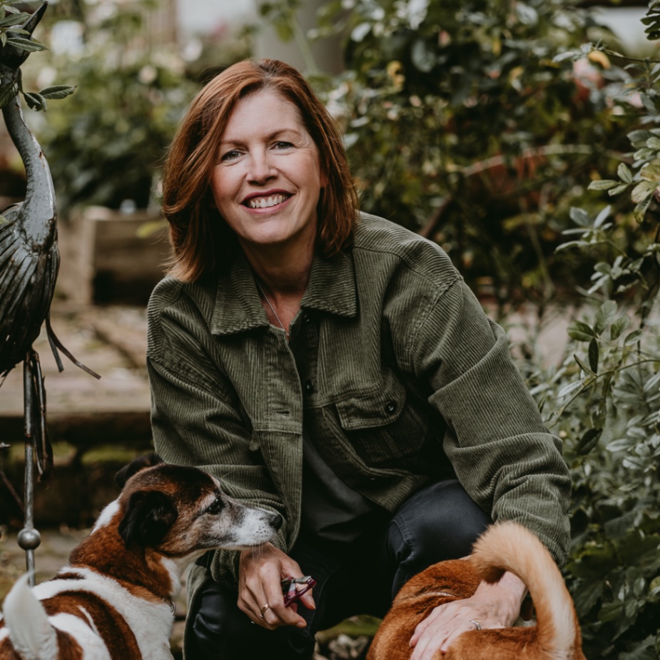 Hilary Heart - Psychotherapist on Aura